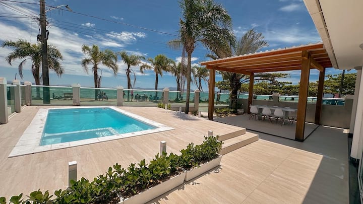 Mansão Frente Mar Com Piscina - Palhoça