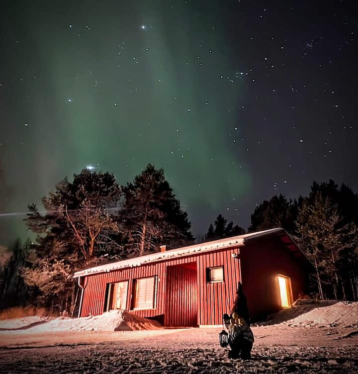 The Red Cabin Ready For The Northern Lights Lovers - 