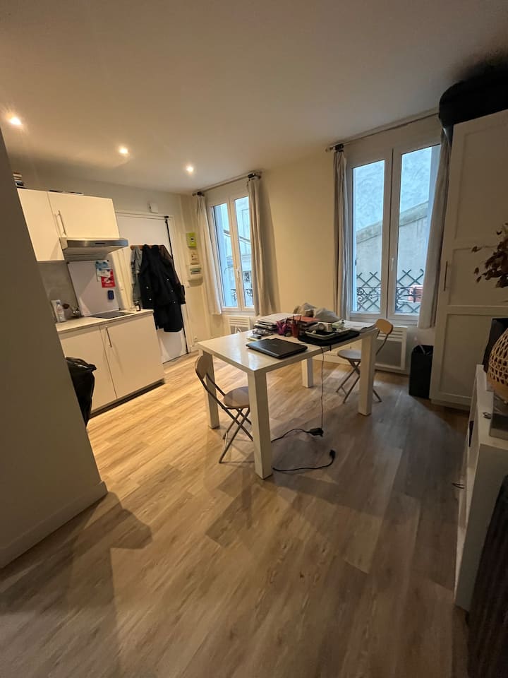 Paris Studio Quartier Abesses à Montmartre - Paris Gare du Nord
