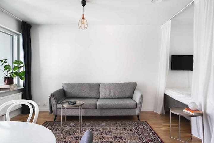 Komfort, Högstandard Och Fräsch Krymp Centralt. - Uppsala