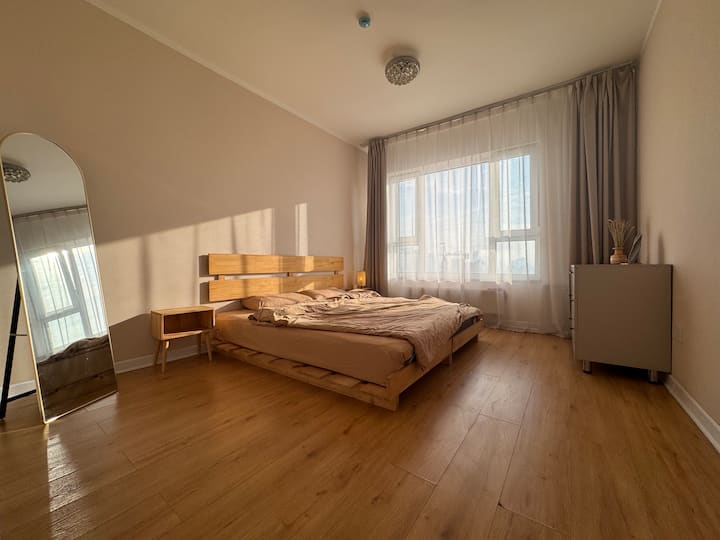 Sunny One-bedroom Apt At The City Center - Mongolie