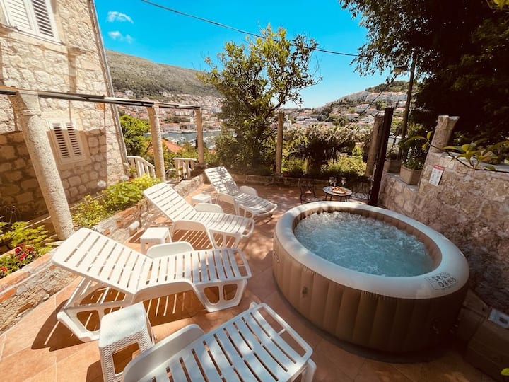 A Peaceful Old Stone House With A Sea View - Dubrovnik
