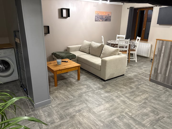 Maison En Plein Cœur De Vignoble Sancerrois. - Sancerre