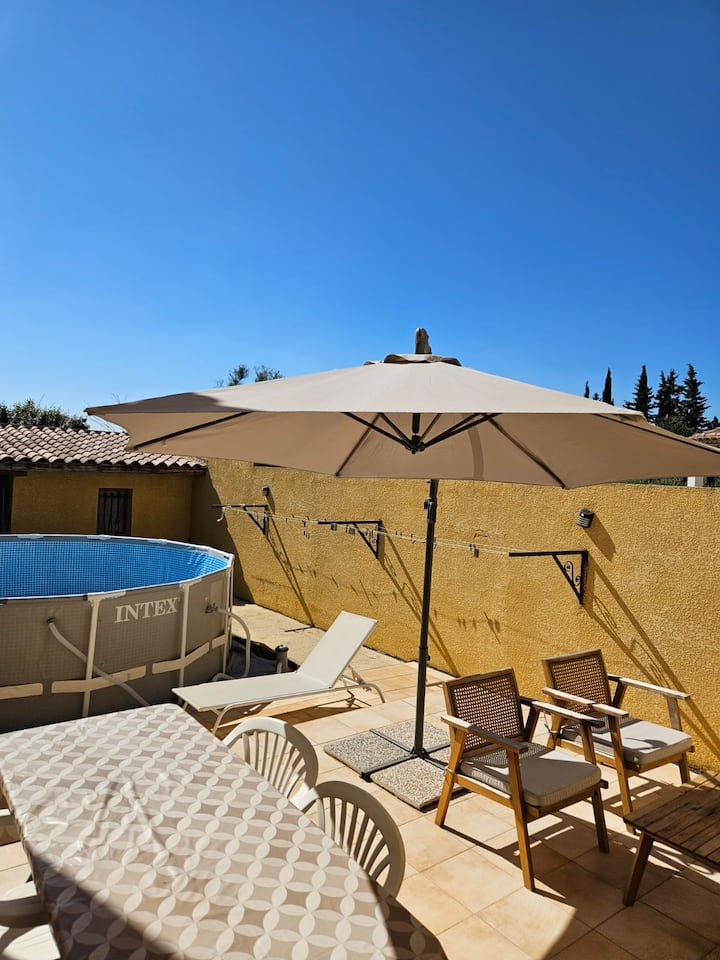 Logement Cosy Avec Piscine à 2 Pas De La Camargue - Saint-Gilles