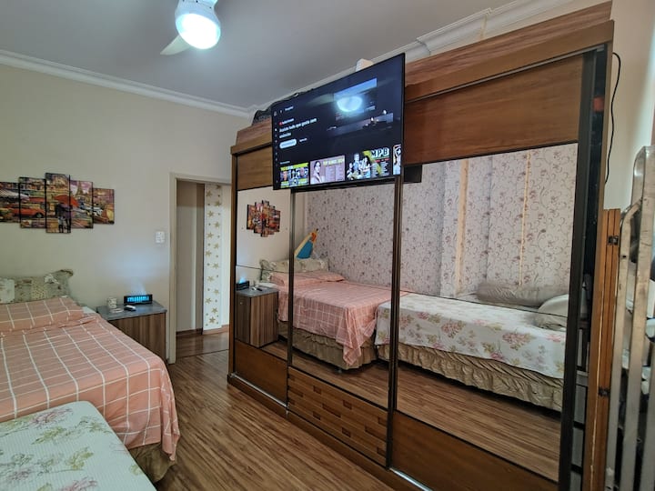 Quarto Rosa Praia Copa Posto 5 - Ipanema