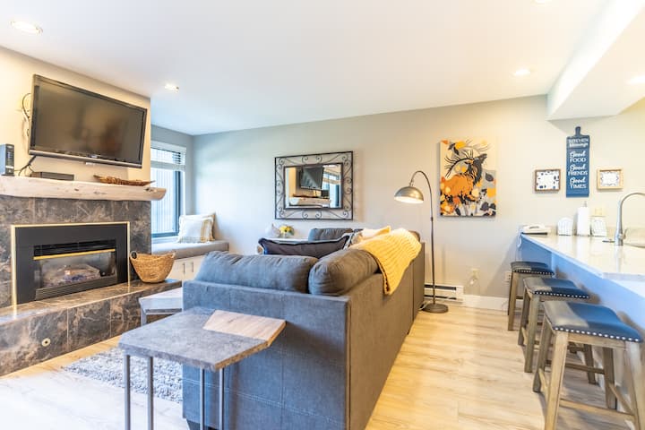 Updated Condo With Private Patio Looking Out To - Dillon, CO