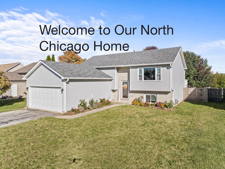 Spacious 4 Br 3 Miles From Great Lakes Naval Base - Waukegan, IL