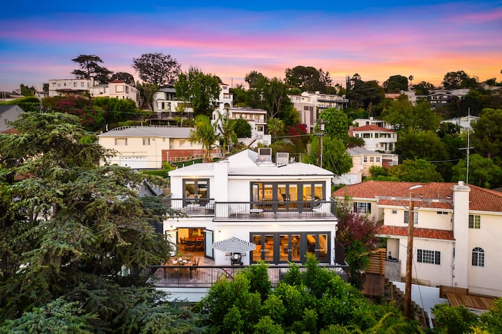 6br  Hilltop Views  Game Room | Los Feliz - Los Angeles, CA