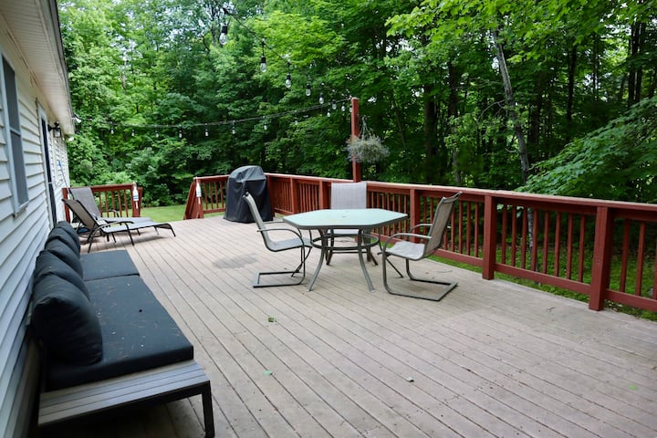 Gilford Central Retreat! - Laconia, NH