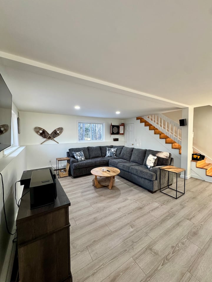 Gilford Central Retreat! Close To Gunstock/private - Laconia, NH