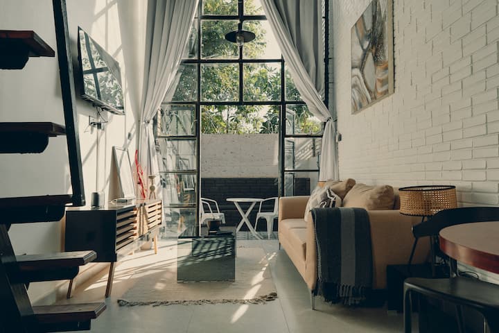 Industrial Loft Apartment - 