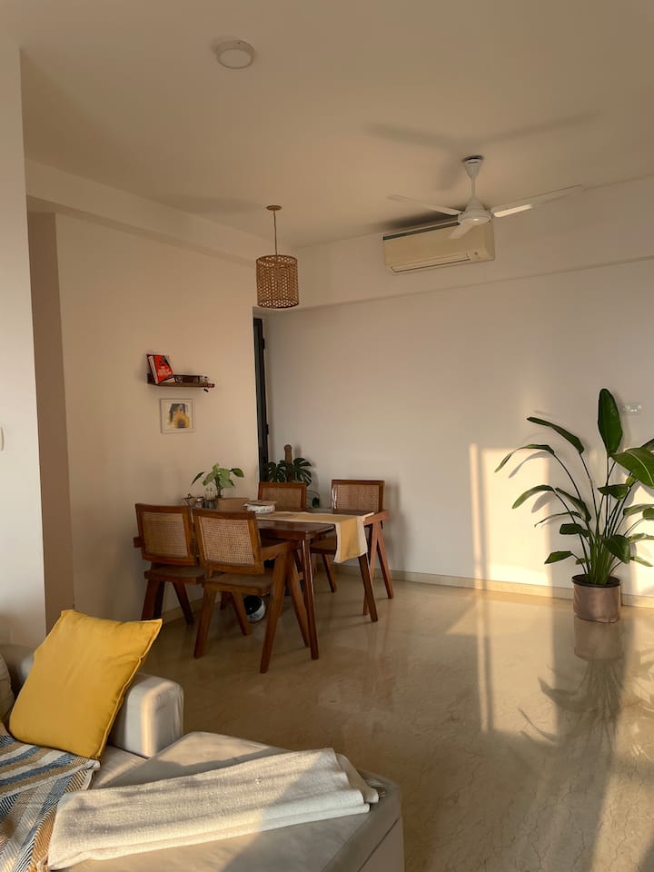 Modern Cozy & Sparkling Clean Stay Near Airport - Mumbai