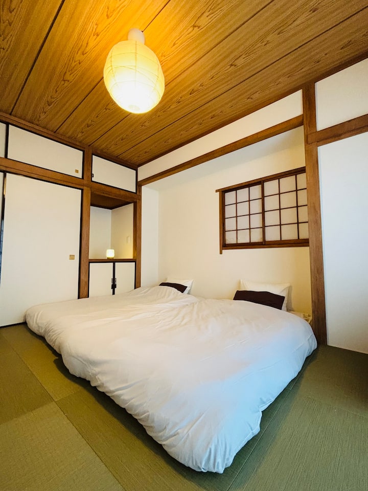 高円寺4分/新宿駅12分/東京駅30分/wifi/2〜9名.トイレ1.風呂1.静かで個性的な宿 - Tokyo