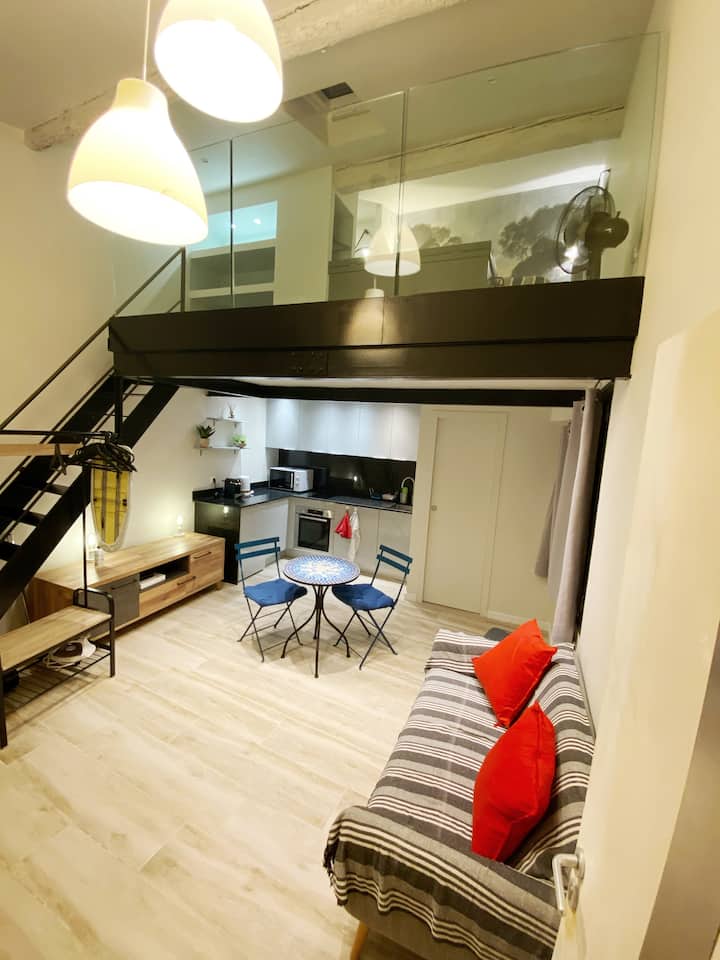 Loft Rénové Climatisé-bail Mobilité–centre Ville - Montpellier