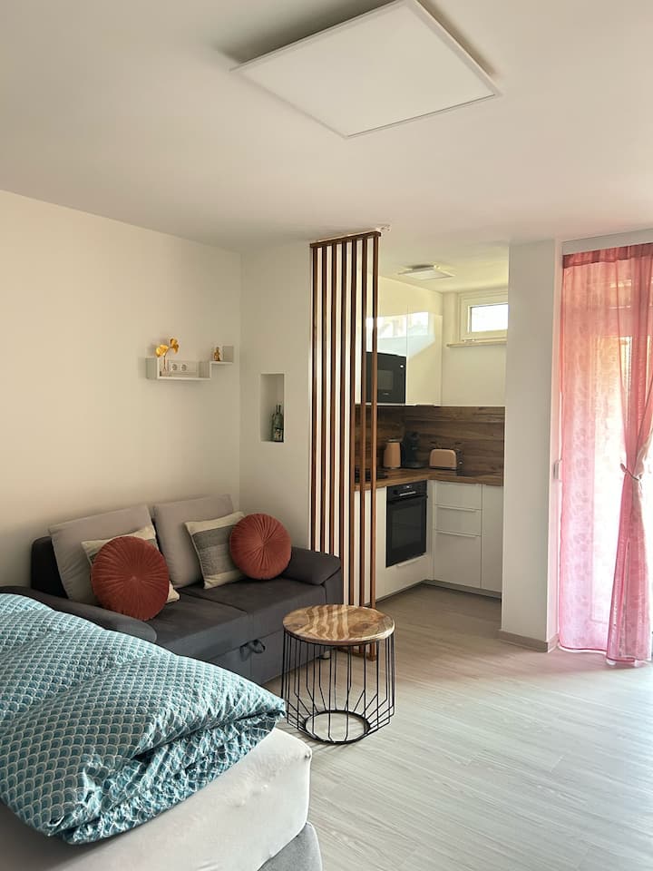 Lilis Apartment Mit Balkon - Augsburg