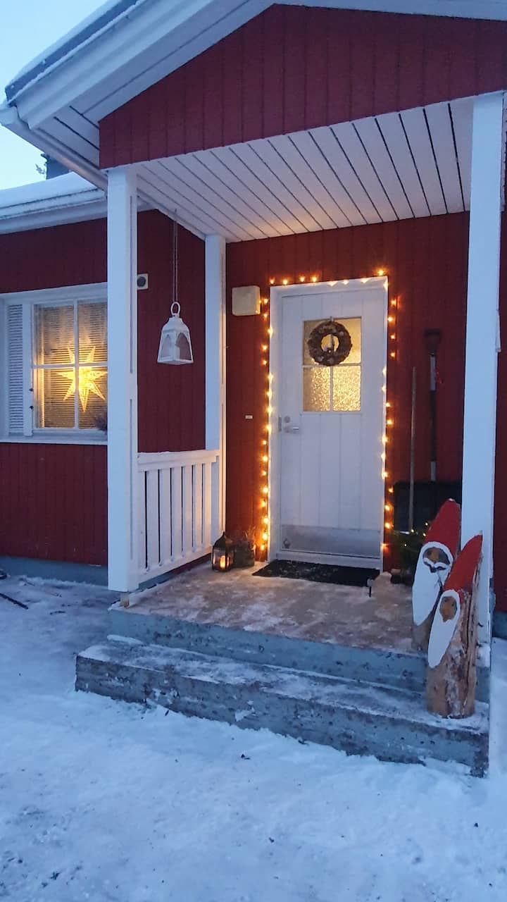 Cozy House With Fireplace And Sauna - 羅瓦涅米