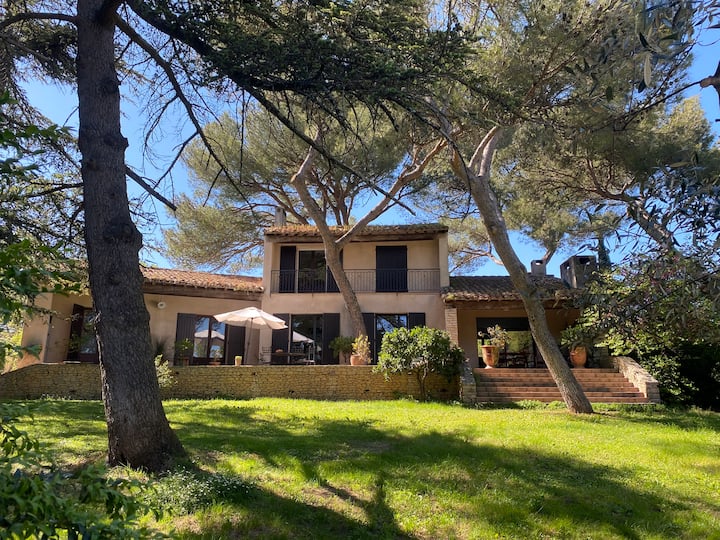 Villa Piscine , Maison  Proche Centre Ville Nîmes - Nîmes
