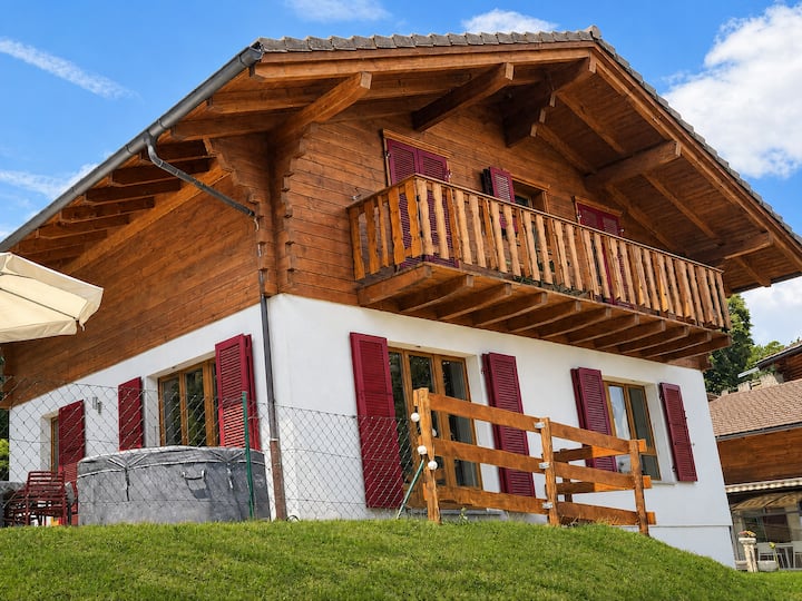Swiss Chalet With Terrace And Alpine Views - Nendaz