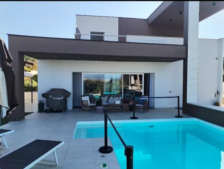 Villa Desy Un'oasi Vicino Al Mare Con Piscina - Quartu Sant'Elena