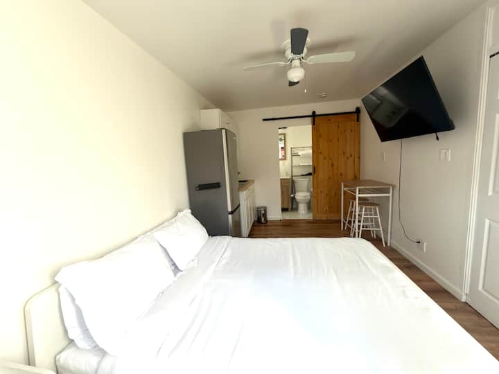 Fully Remodeled Studio With Private Entrance - San Jose, CA