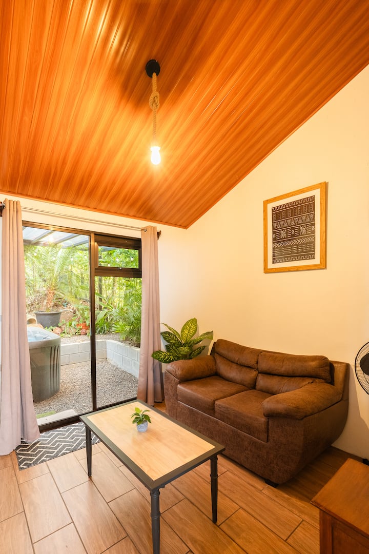 Laurel Mountain Cabin | Private Jacuzzi Escape