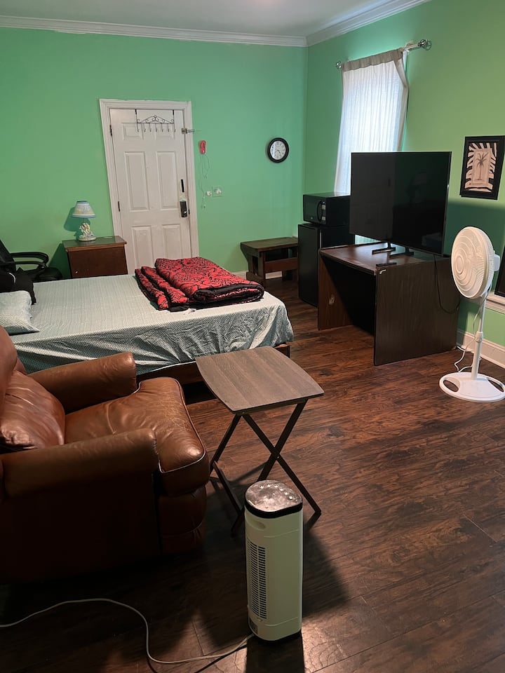 Private One Bedroom In Heart Of Cary - Apex, NC