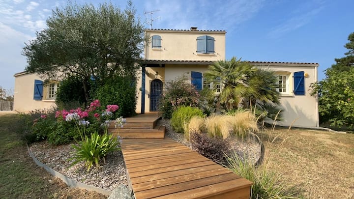 Maison Avec Piscine /Maison à La Campagne - Fontenay-le-Comte