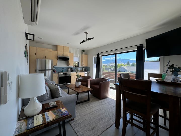 Southern Vista Flats Unit A - Missoula, MT