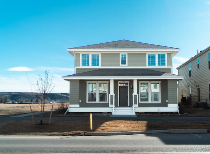 Convenient, Modern 2 Br Duplex Near Walking Path. - Billings, MT