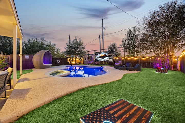 Apache Oaks Heated Pool & Spa+theatre+gameroom - Round Rock, TX