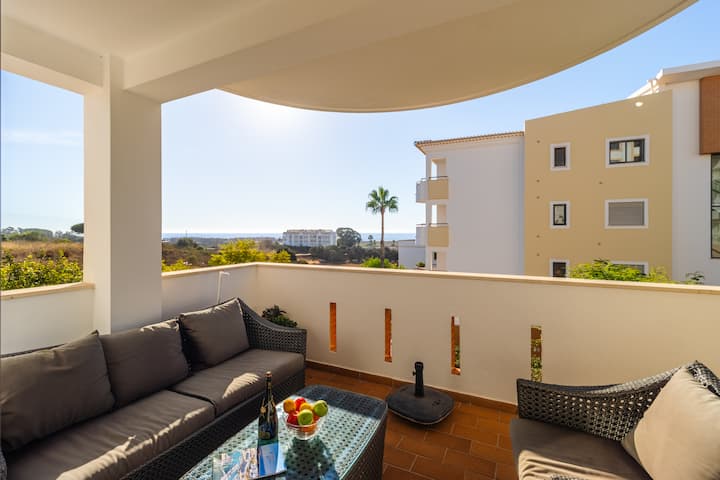 Albamar Apartment - Pool And Sea View - Lagos, Portugal