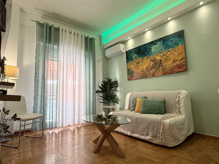 Cozy And Chic Apt In The Center, 5 Min Subway - Athens
