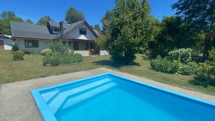 Casa En Parcela De Agrado. - Provincia de Río Negro