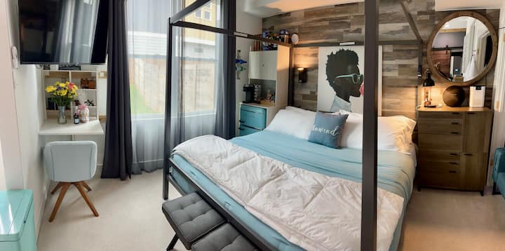 Uptown Urban Oasis - Private Suite & Entrance - Charlotte, NC
