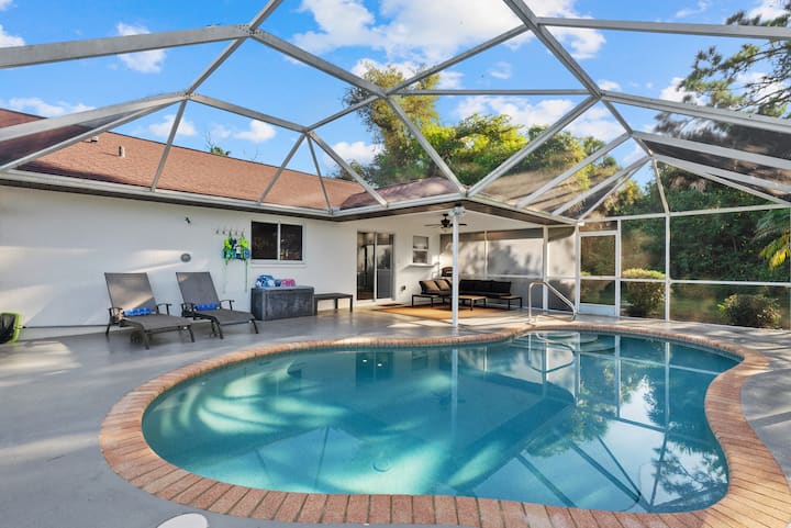 Relaxing North Port Home | Private Heated Pool - North Port, FL