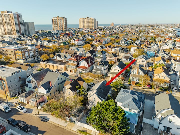 Atlantic City -Bartram Beach House With Parking - Atlantic City, NJ