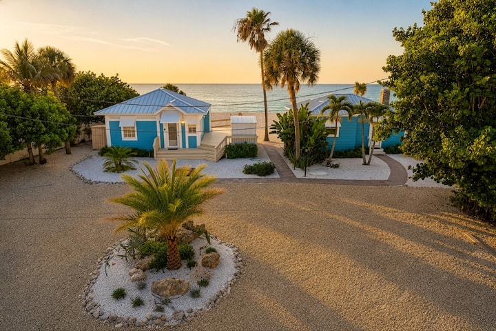 Private Beachfront Casey Key Cottage A - Venice, FL