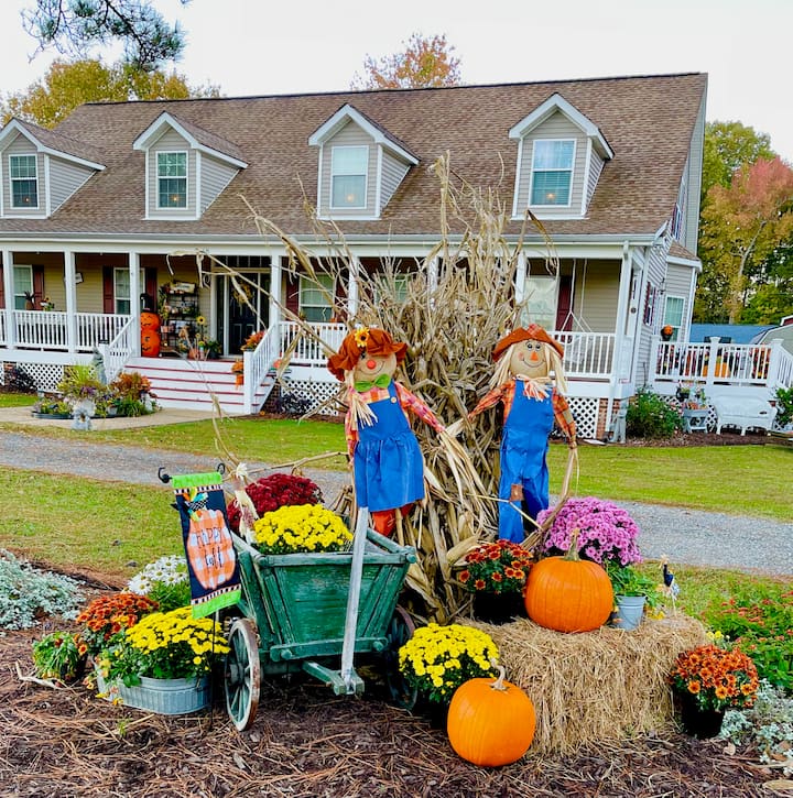 Sleeps 12 • 3.9 Miles To Colonial Williamsburg - Williamsburg, VA
