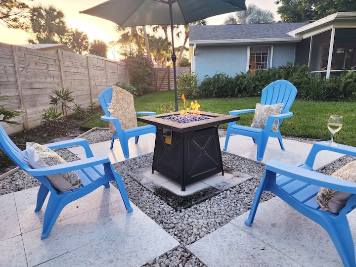 Close 2 Beach & Restaurants | Fenced Yard | Clean - Sebastián, FL