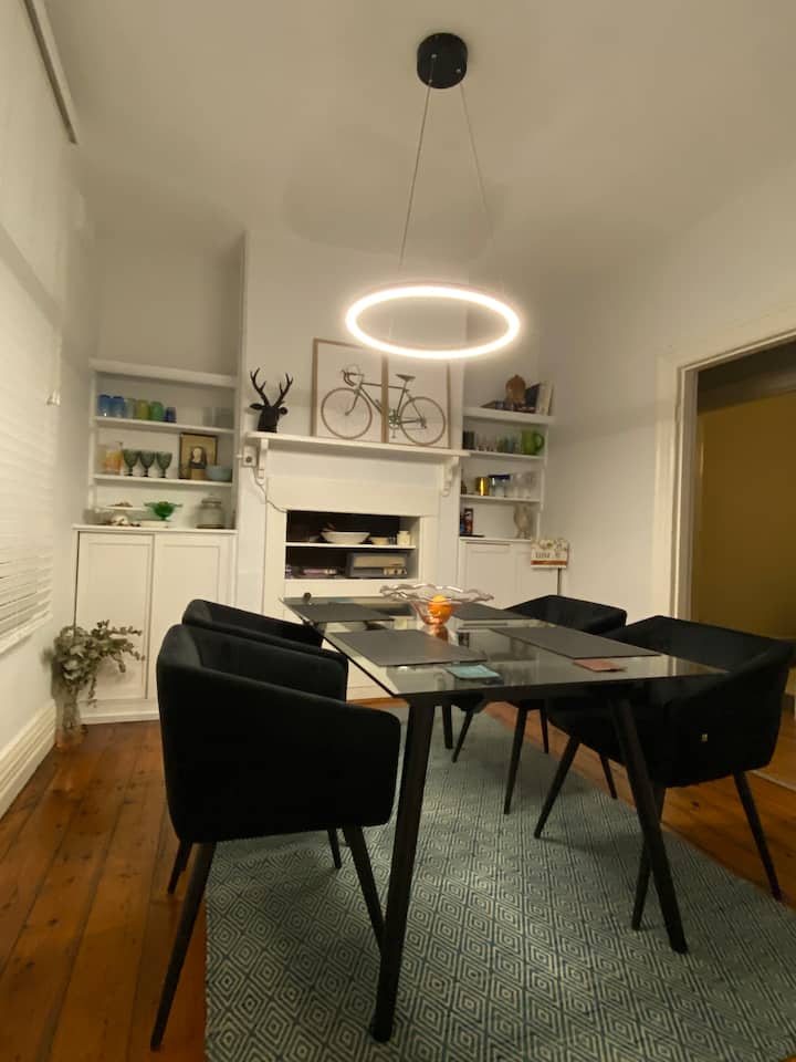 Queen Bed, Tv, 10 Min Walk To Chapel Street - Cremorne