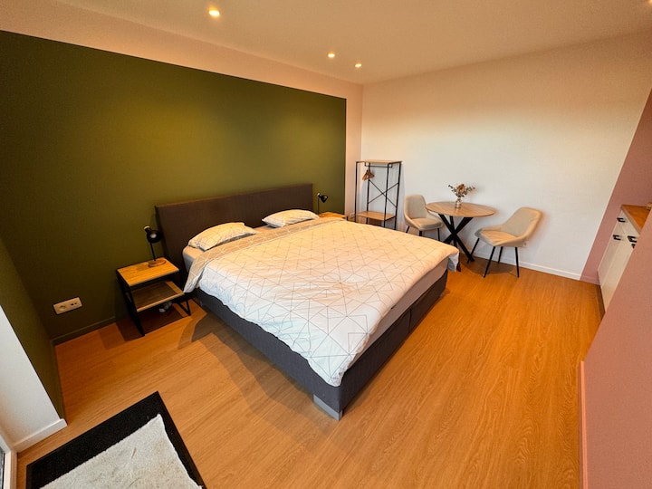 Chambre Paisible Privée Avec Salle De Bain - Malmedy