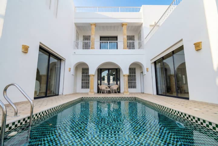 Riad De Charme Avec Piscine Et Jardin - Hammamet