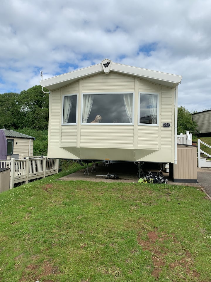 Luxury 3 Bedroomed  6 Birth Static Caravan - Paignton
