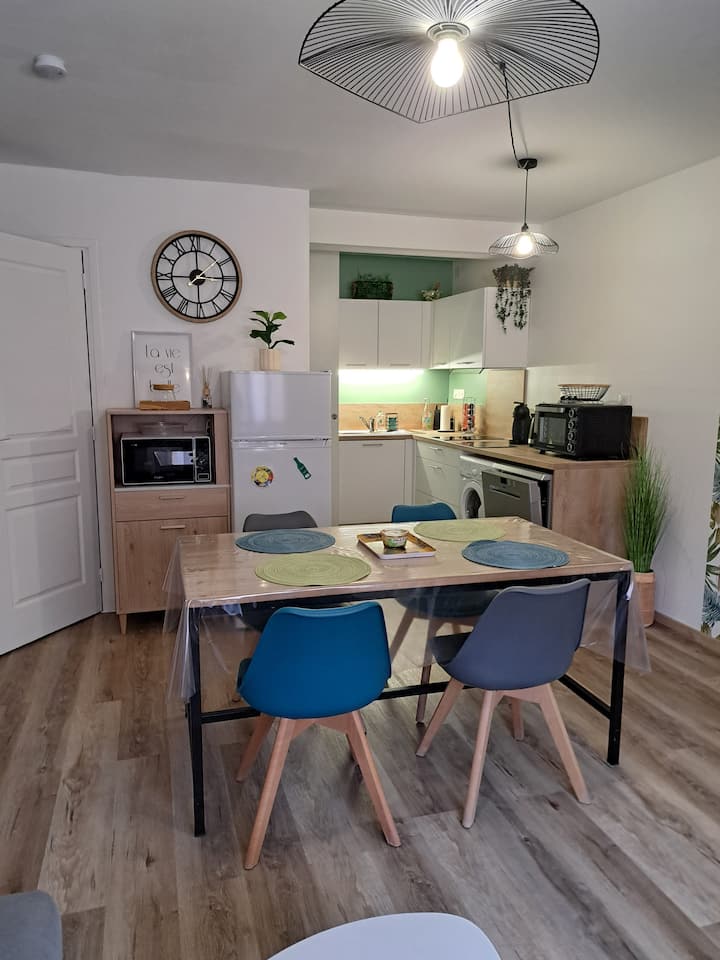 Appartement T3 
 Calme Et Idéalement Situé - Port-Vendres