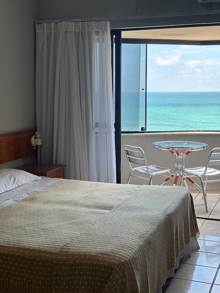 Flat Com Varanda E Vista Para O Mar. - Natal