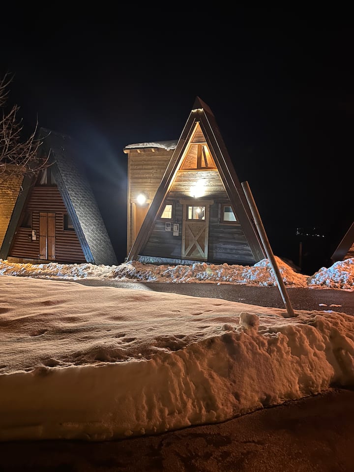 Chalet Des 2 Lacs, Entièrement Rénové - Les Angles