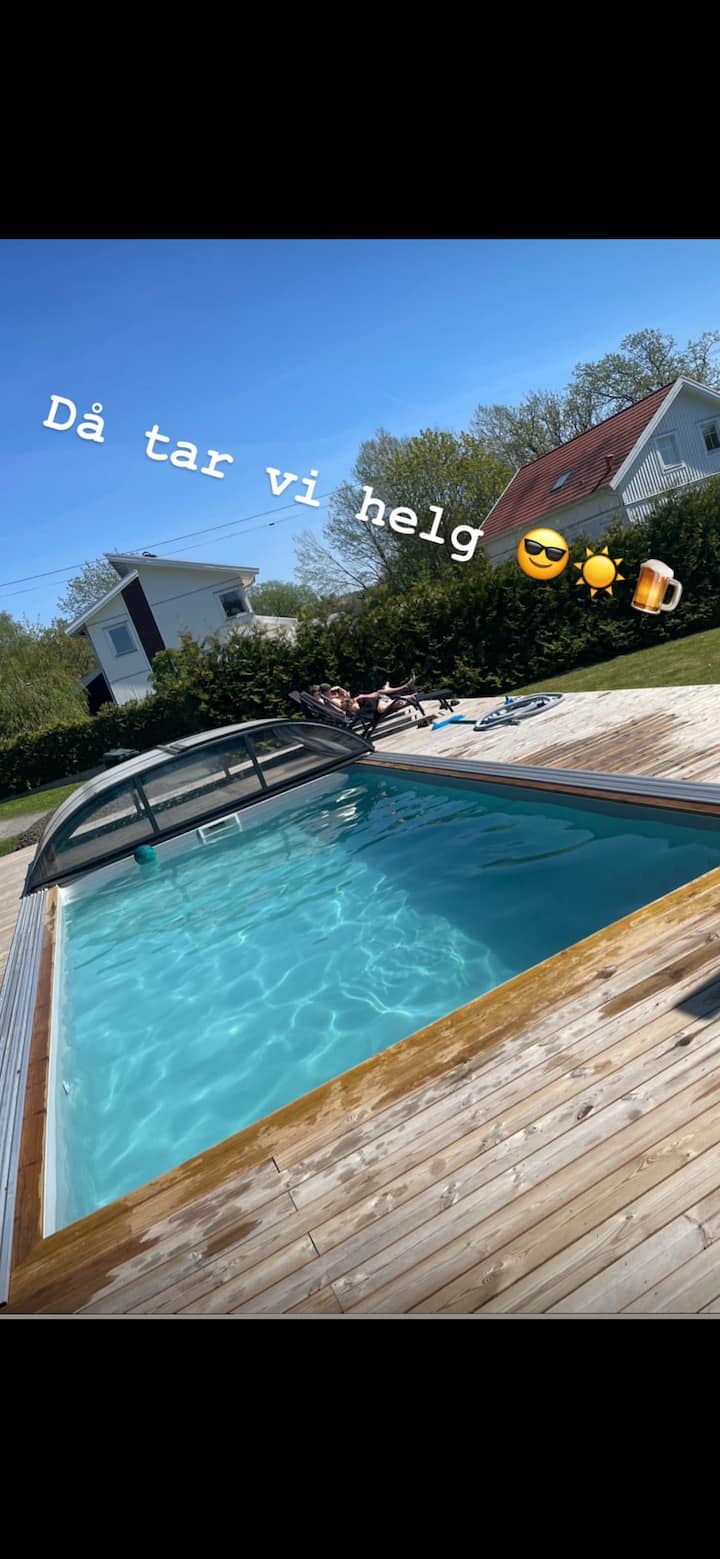 Trevlig Villa I Torslanda Med Pool - Gothenburg