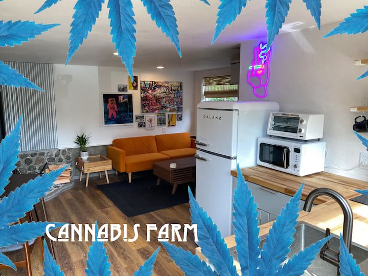 Cannabis Farm Apartment - Green Acres To Wander - Humboldt County, CA