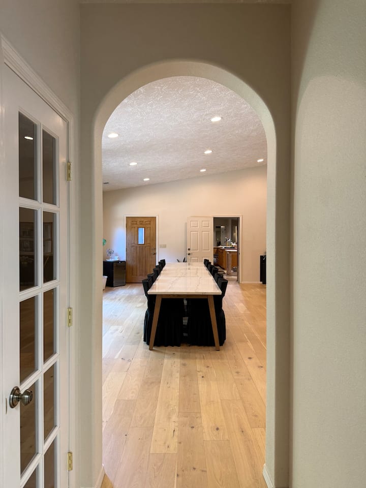 Estate House At Eve West Vineyard - McMinnville, OR