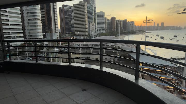 Iate Plaza Super Vista 2 Quartos - Itaparica